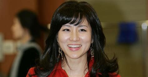 가수 이지연 美법원서 이혼소송