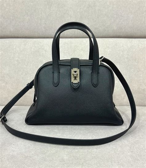 여자 데일리 가방 브랜드 추천 분크 고민시 가방 매장 분크 토크 토트 스몰 블랙 Vunque Toque Tote S Black 내돈내산 솔직후기 네이버 블로그