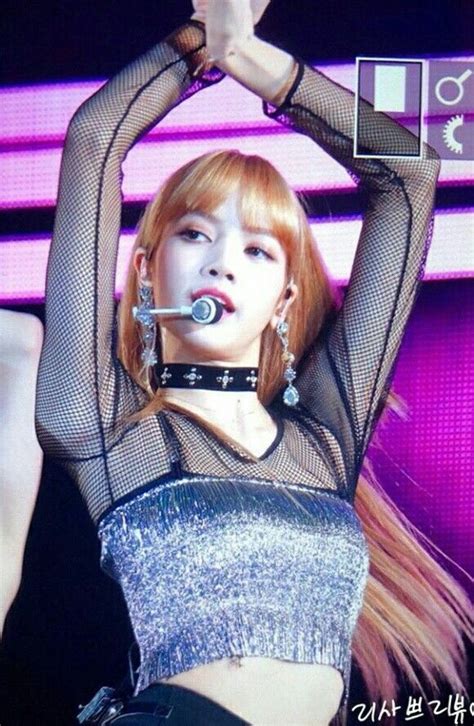 Pin By Lulamulala On Blackpink Lisa Blackpink Lisa Kpop Girls Black