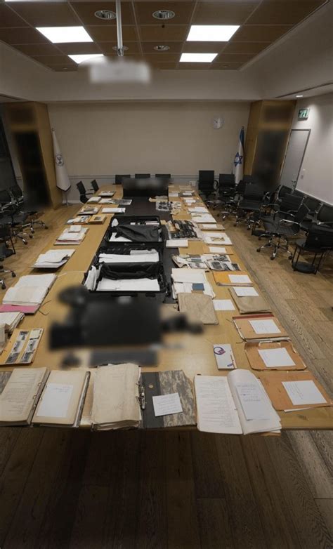 موساد ربودن مدارک جاسوس اعدامی اسرائیل از سوریه بعد از 60 سال عکس