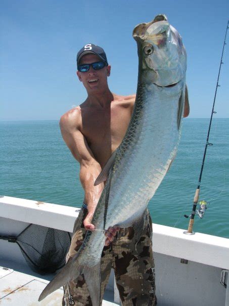 Small Tarpon Hunting