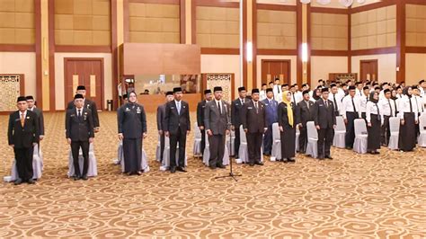 Rotasi Strategis Dalam Pelantikan 132 Pejabat Gubernur Ansar Resmi Lantik Abdullah Sebagai