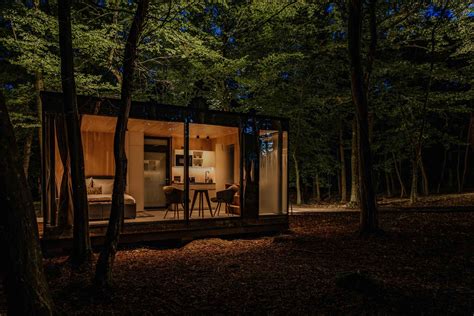 Mala Vila Unique Mirror House Near Zagreb Croatia