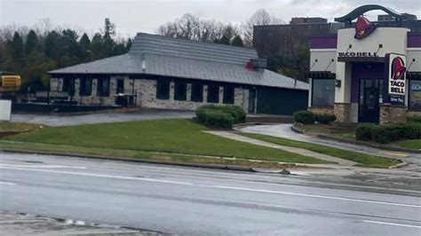 Tyson Paul Ring Girl Rapha Milagres Is Ready For 8 Rounds Of Boxing Outkick