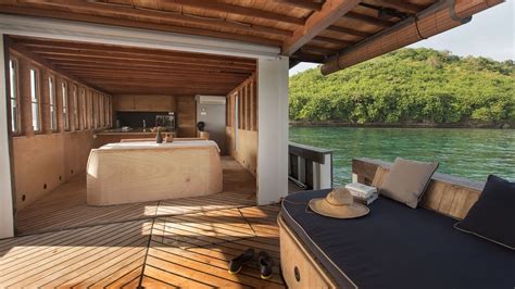 Splendour Yacht Sourcing