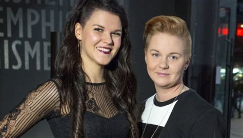 Saara Ja Meri Aallon Häämatka Sai Iljettävän Käänteen Seiska