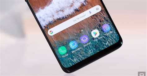 Samsungs Texting App Is Randomly Sending Messages And Photos
