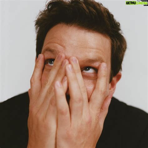 Jake Lacy Wiki Biography Age Gallery Spouse And More