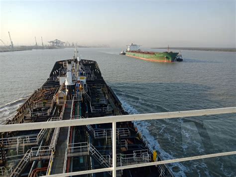 Calculate Wind Force Shiphandlingpro Freeboard Of Ship