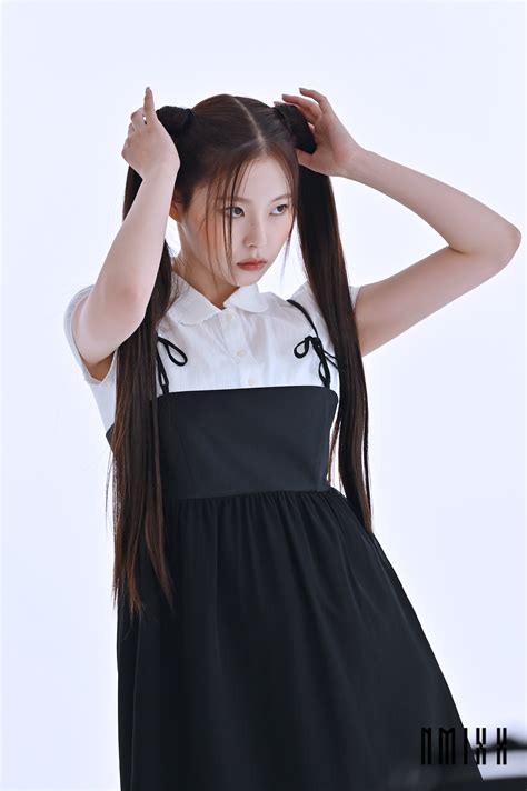 230803 Jyp Naver Update Nmixx Refa X Cosmopolitan Photo Shoot Behind Kpopping