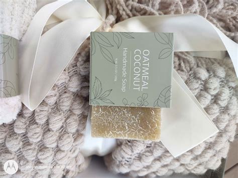 Hug In A Box T Set Brand New Items Include Soft Afghan Blanket