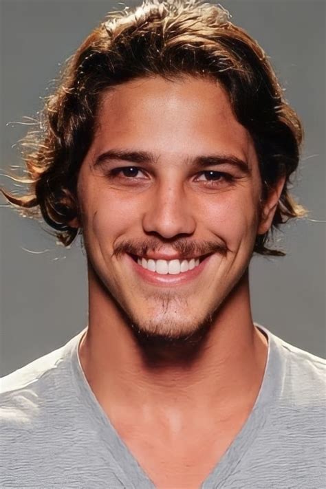 Rômulo Arantes Neto Profile Images — The Movie Database Tmdb