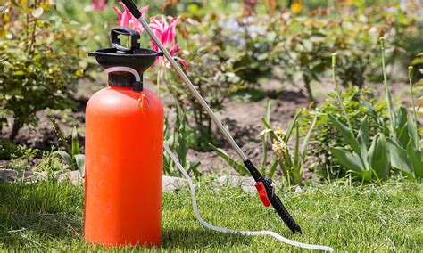 Lawn And Garden Sprayers Made In The Usa American Made Pump And Battery
