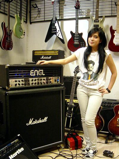 Zona Rock Dan Metal Prisa Rianzi
