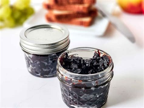 Easy Small Batch Mixed Berry Jam Recipe