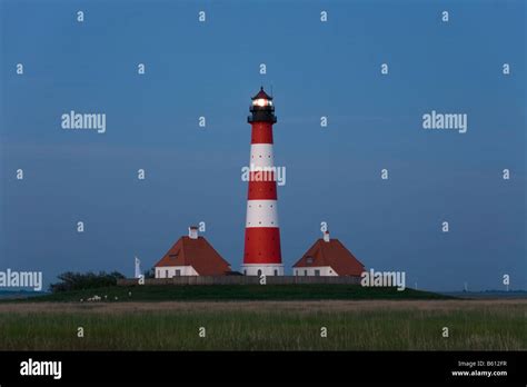 Westerheversand Lighthouse At Dusk Westerhever North Sea Northern