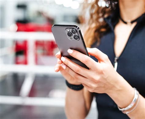 How To Create And Customize Your Iphone Wallpaper Pela Case