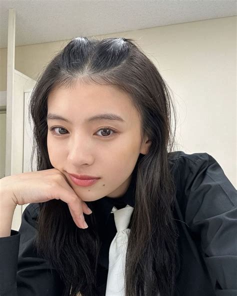 「優勝すぎる」モデル出口夏希の圧倒的な透明感 美脚あらわな投稿に「どんな表情、格好でもすっごくかわいくてきれいです」：「おっ！」でつながる地元密着のスポーツ応援メディア 西スポweb Otto