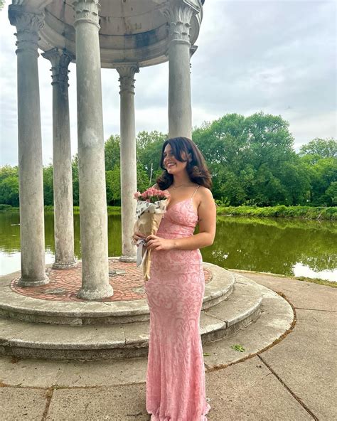 Abby 💝 Abbycubbage • Instagram Photos And Videos