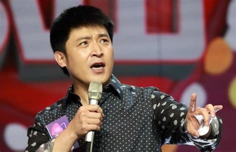 演员孙涛曝女儿高考成绩，嘴角掩盖不住喜悦，18岁女儿为他争光