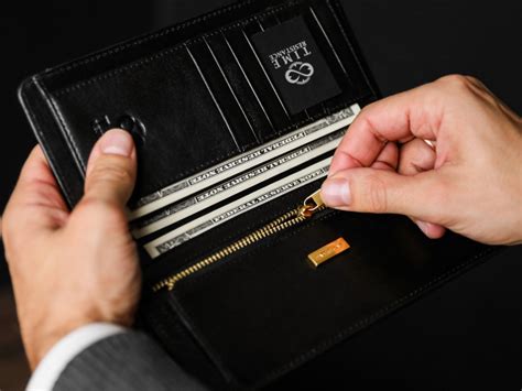 Time Resistance Long Leather Wallet Suit Wallet Bifold Mens Leather Wallet