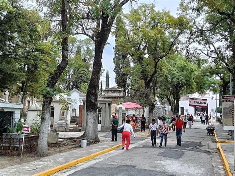 Panteón Municipal Recibió Más De 35 Mil Visitantes Durante El Primer