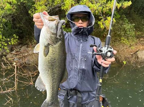 「二度見したやん」ミキ・亜生がバス釣りで大物を手に満面の笑み！しかし、その 表情”に思わぬ反響が･･･「それ、兄ちゃんやろ！」 めざましmedia 好き”でつながる