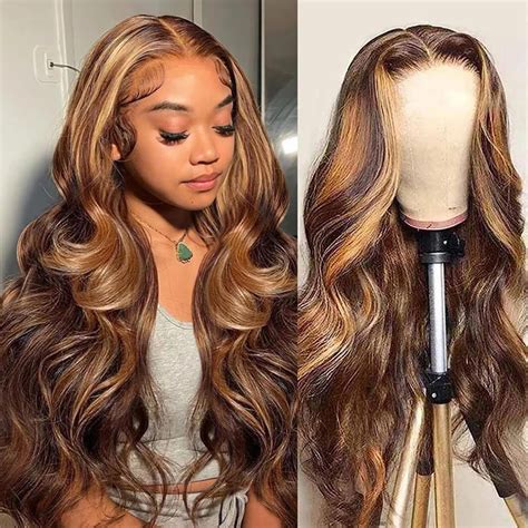 Veally Long Wavy Honey Blonde Wig For Women 26 Inch Middle Part