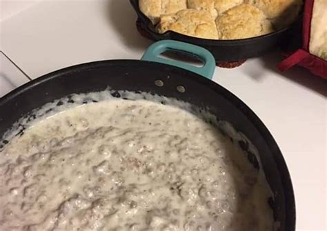 Buscuits N Gravy Recipe By Raven Cookpad