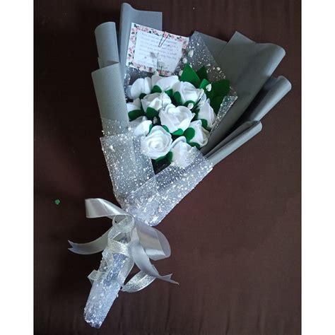 Jual Buket Bunga Mawar Flanel Cantik Untuk Buket Pertunangan Buket