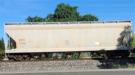 Covered Hoppers Photo Resources The Model Railroad Benchwork Store