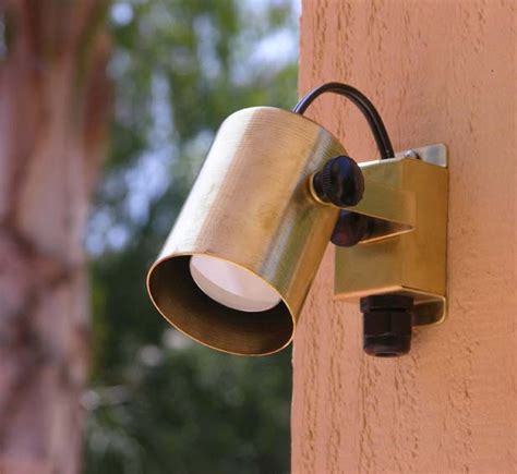 Grand Light Surface Mount Light W Aiming Bracket Incandescent Solid