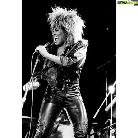 Noah Reid Wiki Biography Age Gallery Spouse And More