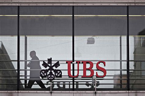 Former Ubs Trader Is Cleared In ‘spoofing Case The New York Times