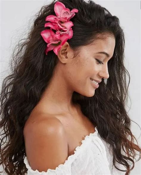 Hawaiian Girl Hairstyle Concept Hawaiian Hairstyles Flowers In Hair Curly Hair Styles