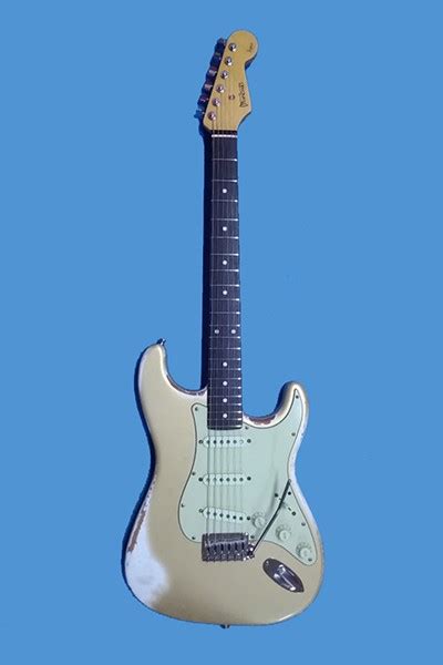 Strato Style Burns Mancuso