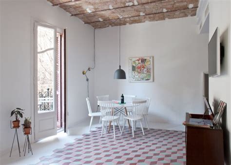 Casa Uncovers Vaulted Brick Ceiling In This Holiday Home