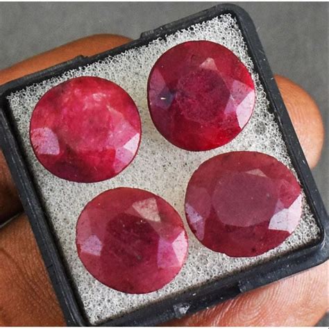 Thai Ruby Natural Ruby Burma Ruby All Shapes All Sizes At ₹ 700carat