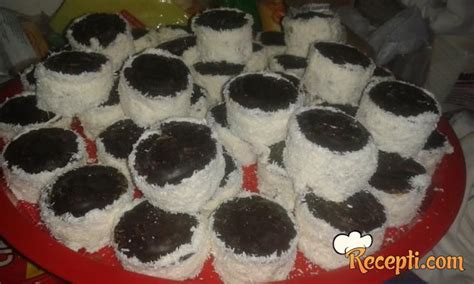 Šubarice Sa Mini Jafa Keksom