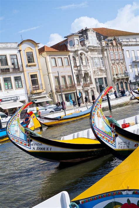 Aveiro Moliceiros Boats Ria De Aveiro Portugal Editorial Image Image Of Canal Voyage 272847525