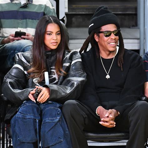 Beyoncés And Jay Zs Daughter Blue Ivy Carters Rare Outing At Nba Game