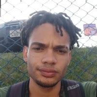 Gustavo Barbosa Frequentou A Instituição De Ensino Centro