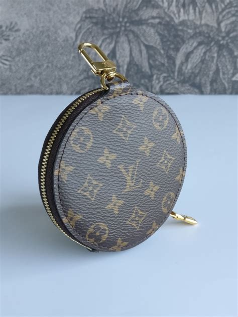 Louis Vuitton Multi Pochette Round Coin Purse Good Or Bag