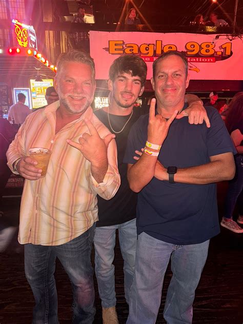 Kandyce Bennett Kandyce Bennett Added A New Photo