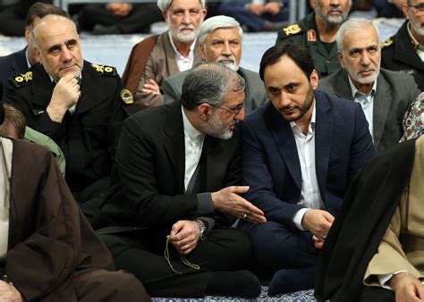 تصویری از سعید جلیلی، محمد غرضی و حجت الله عبدالملکی در یک قاب گفت‌وگوی سخنگو و رئیس دفتر رئیس