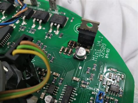 I Tried Making The Scr Equivalent Circuit On The Right But When I