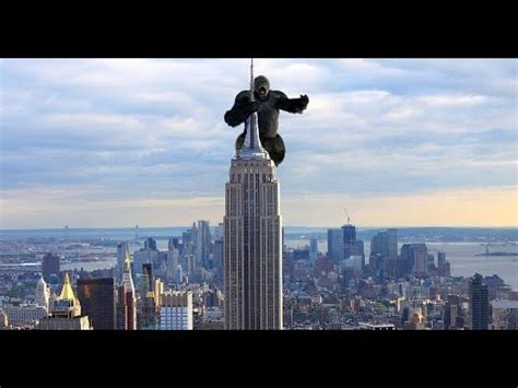 Kong Climbs The Empire State Building Scene King Kong 2005 Movie