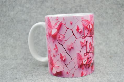 Spalvotas Puodelis „rožiniai Drugeliai” Lietuviška Prekė