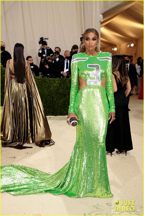 Ciara Wears Husband Russell Wilsons Number On Football Inspired Gown