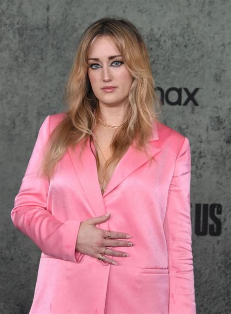 Infinity Train 2019 2021 Release Schedule Description And Reviews On Cinema Portal